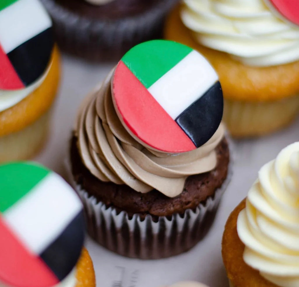Best Cake UAE National Day - UAE Flag cupcake, cookies, cakepop ...